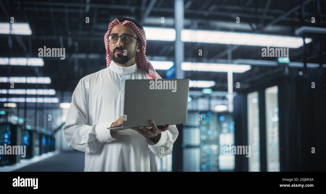 Eastern fintech hi-res stock photography and images - Alamy