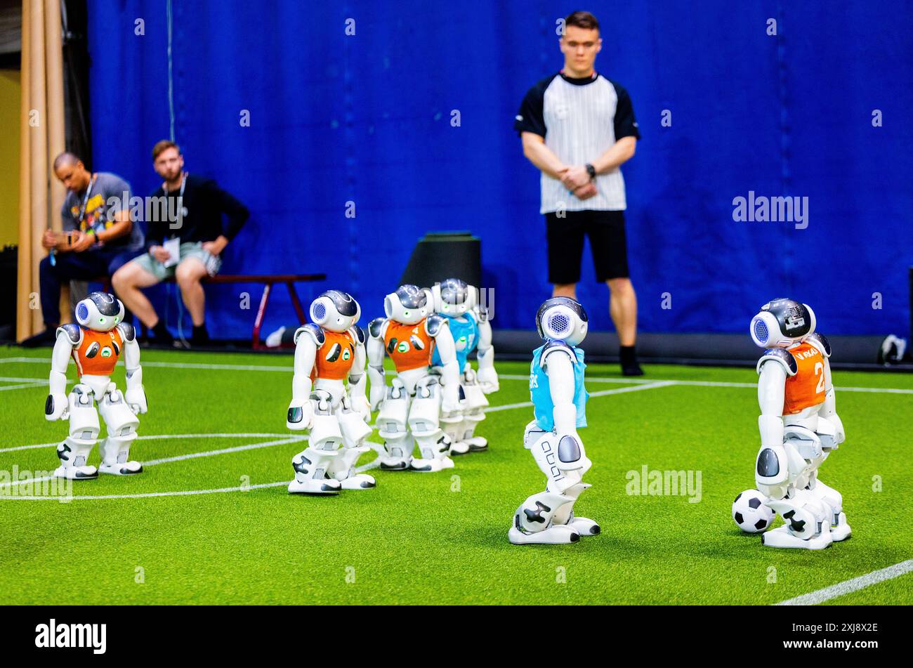 EINDHOVEN - Robot football during a practice day in the run-up to the ...