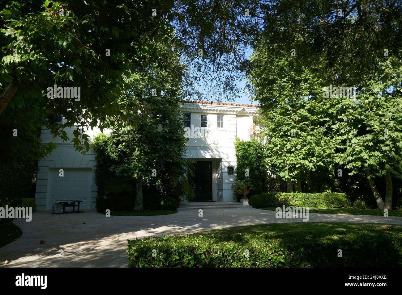 Beverly Hills, California, USA 16th July 2024 Menendez home at 722 N ...