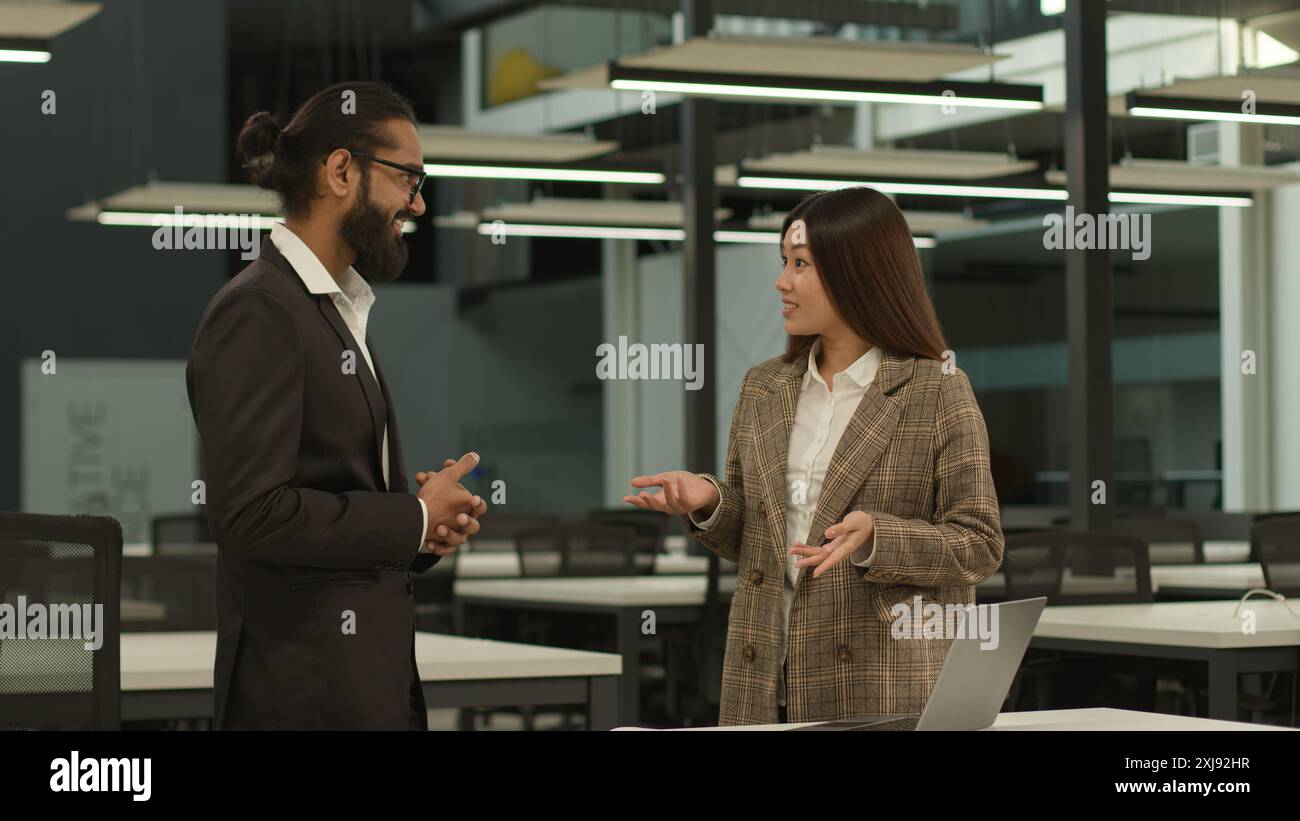 Asian woman Korean business girl Chinese businesswoman Japanese female ...