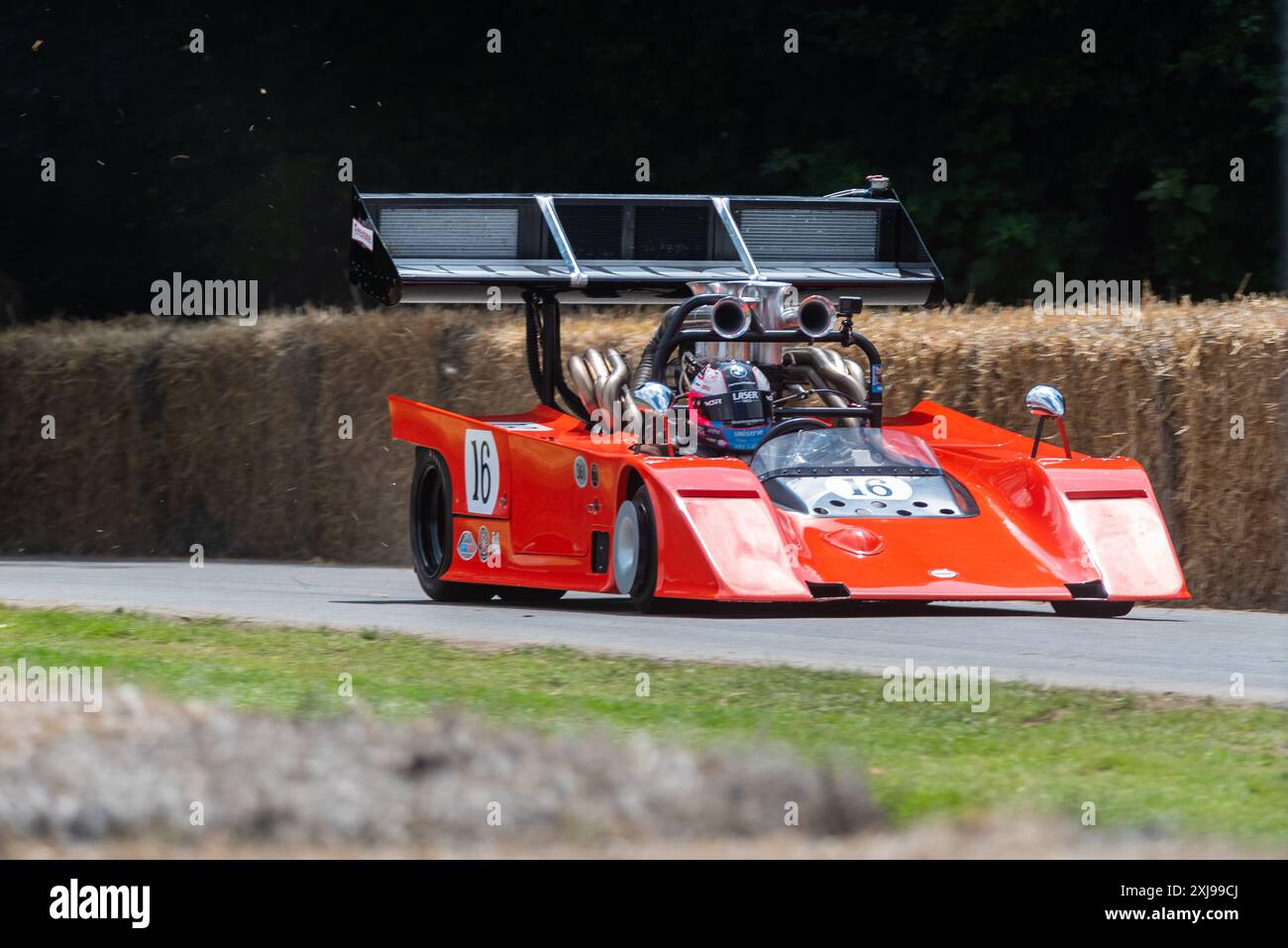 1970 Shadow-Chevrolet MKI Mosport car driving up the hill climb track ...