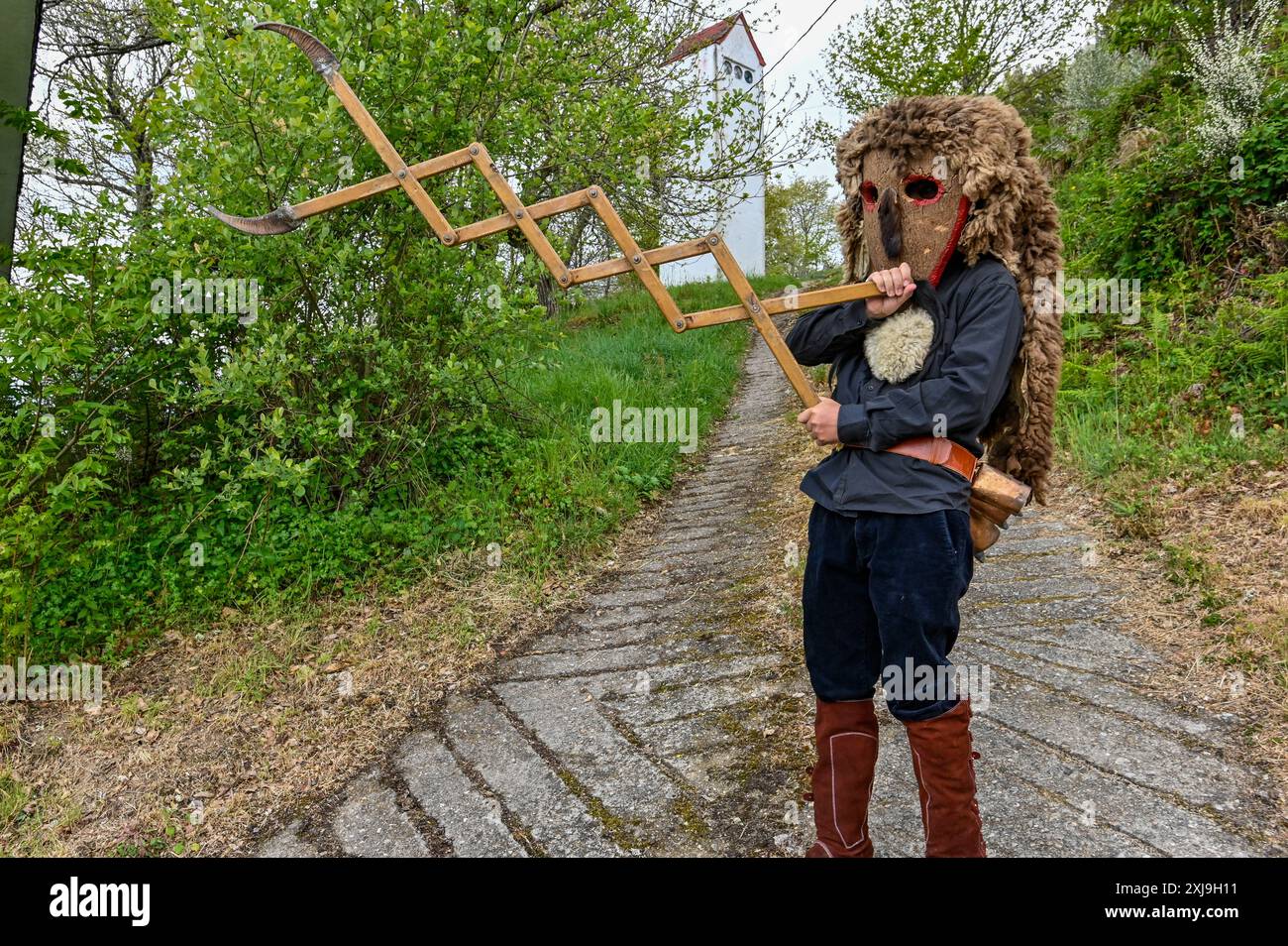 The Atenazador de San Vicente de la Cabeza, a striking figure in San ...