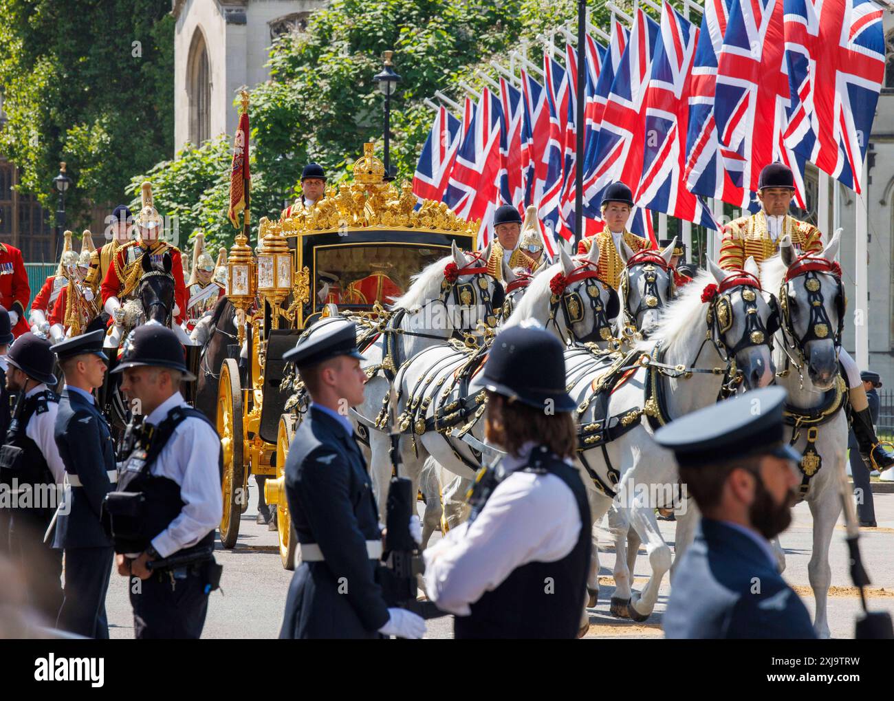 London, UK. 17th July, 2024. The King and Queen travel to Parliament ...