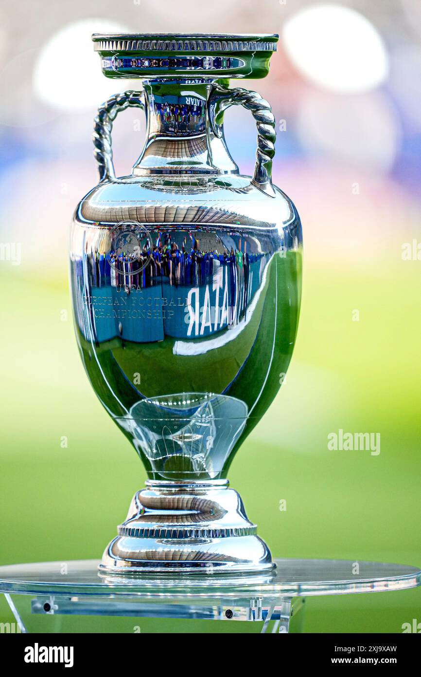 Euro 2024 trophy hi-res stock photography and images - Alamy