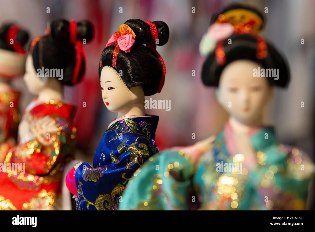 Geisha Traditional Japanese Dolls Stock Photo - Alamy