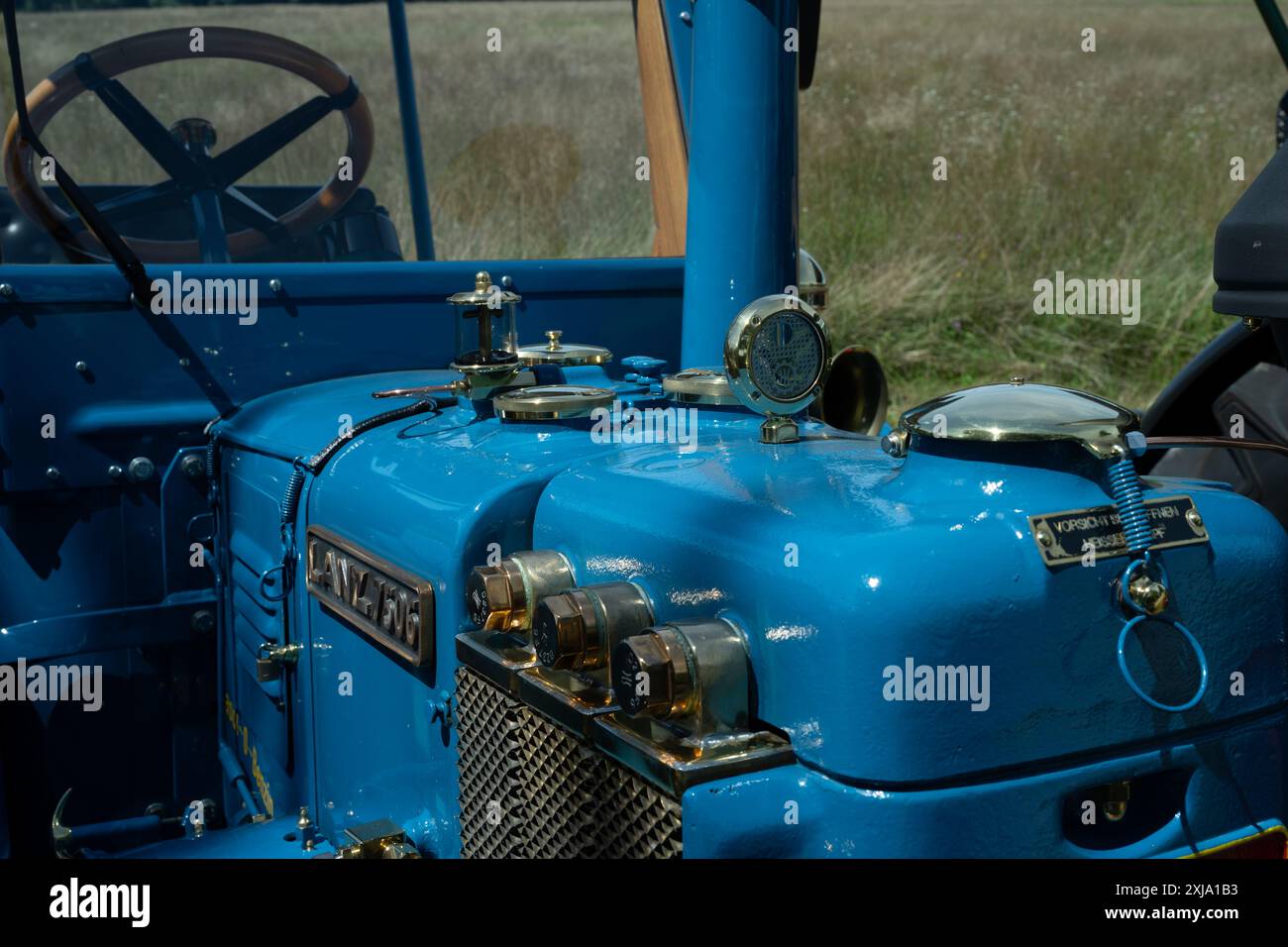 Historic Lanz Bulldog Tractor, Lanz D 7506. ubic capacity , 4767, HP ...