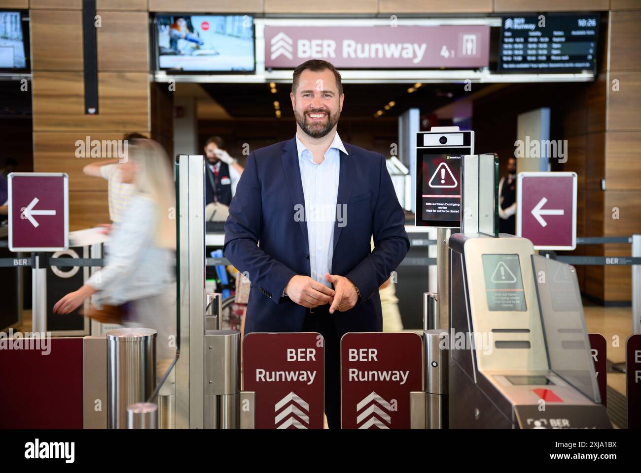 Systemation hi-res stock photography and images - Alamy