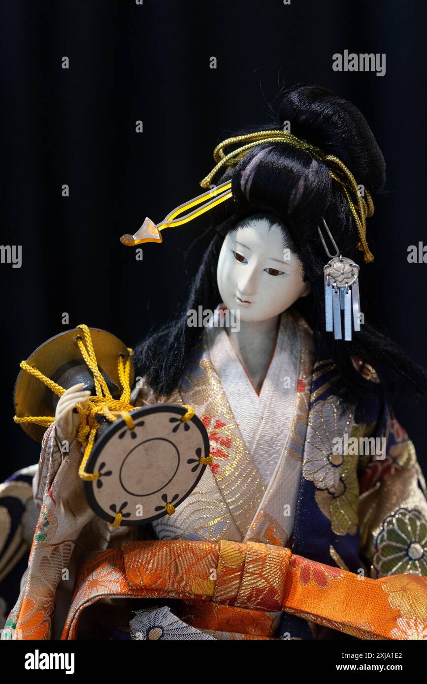 Traditional Japanese Dolls Stock Photo - Alamy