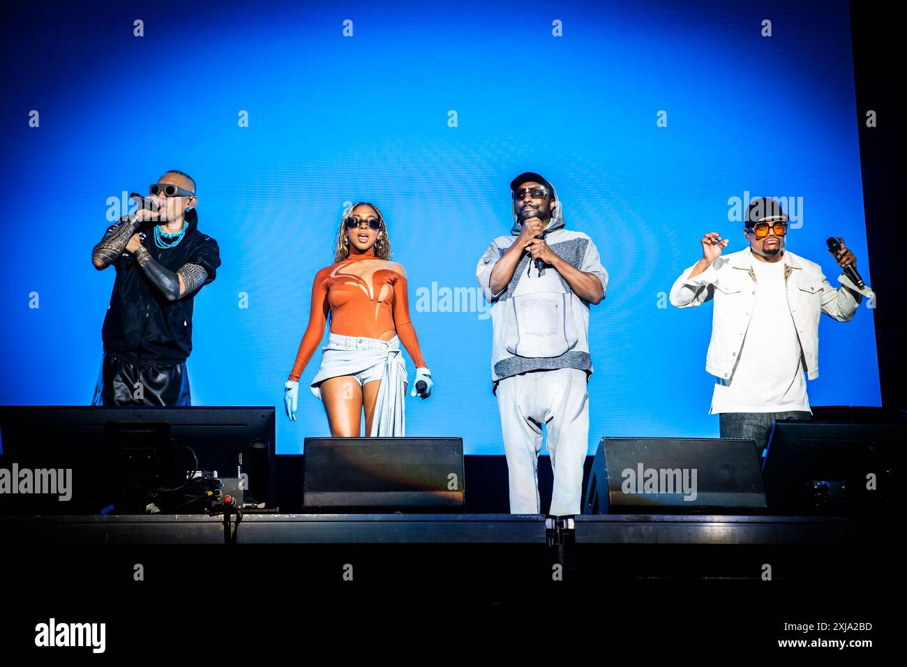 Will.i.am (William James Adams), Taboo (Jaime Luis Gomez), apl.de.ap ...