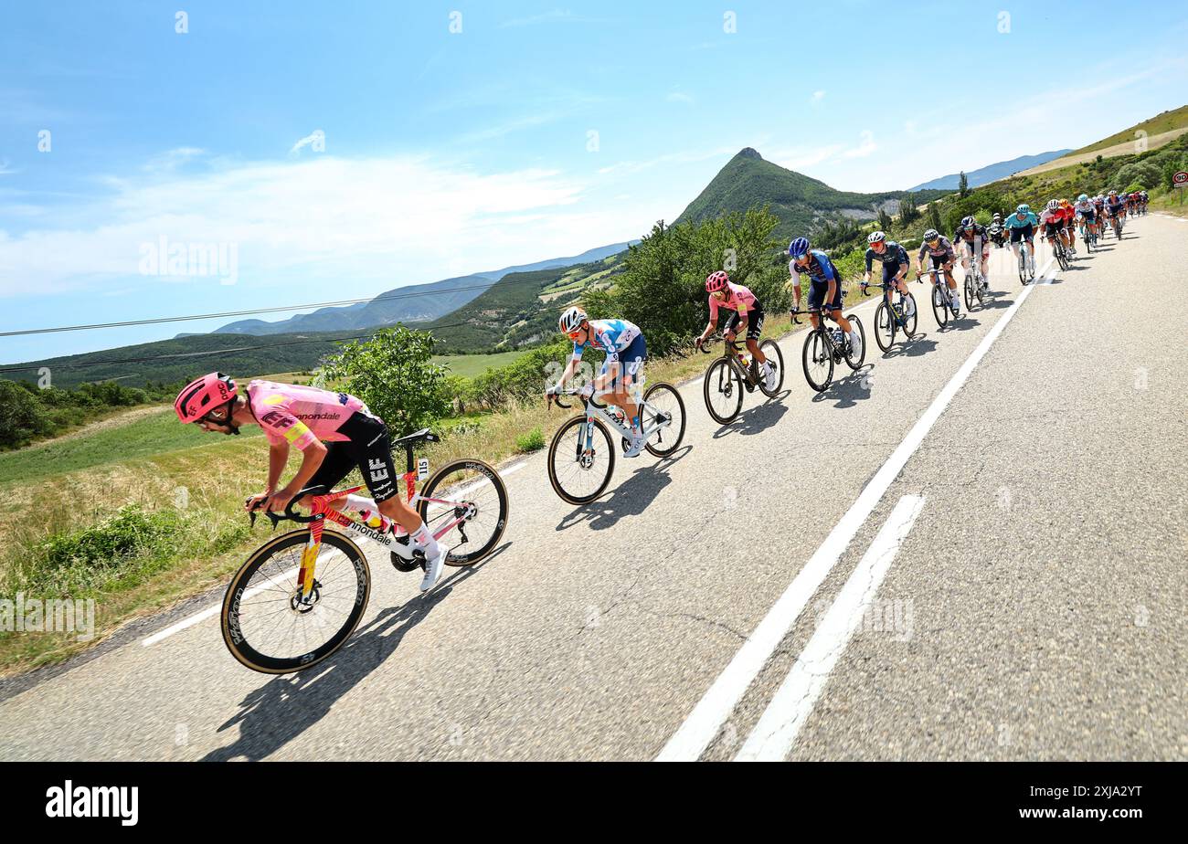 Superdevoluy, France. 17th July, 2024. Peloton pictured in action ...