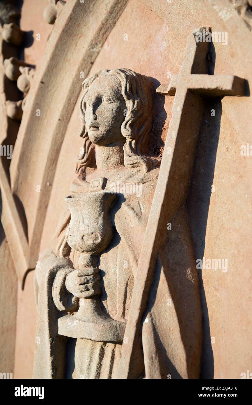 Angel with a chalice hi-res stock photography and images - Alamy