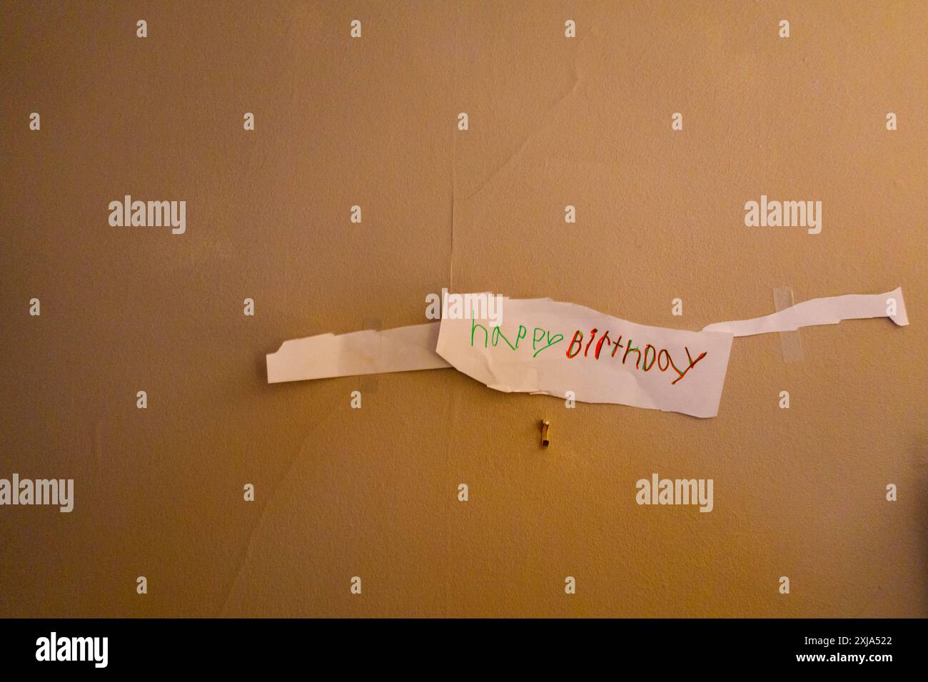 Child drawn happy birthday sign on wall Stock Photo - Alamy