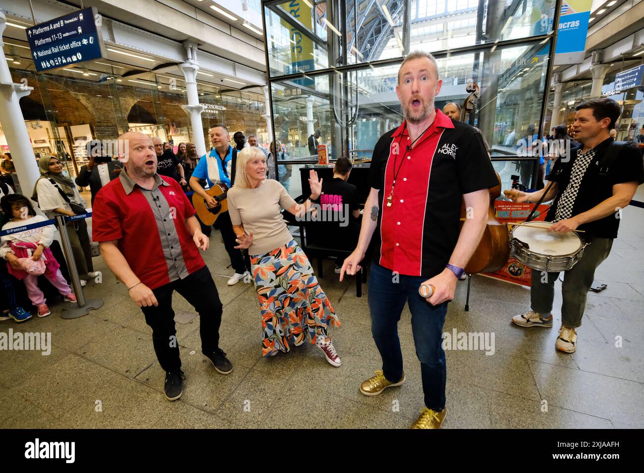 Taskmaster tv hi-res stock photography and images - Alamy