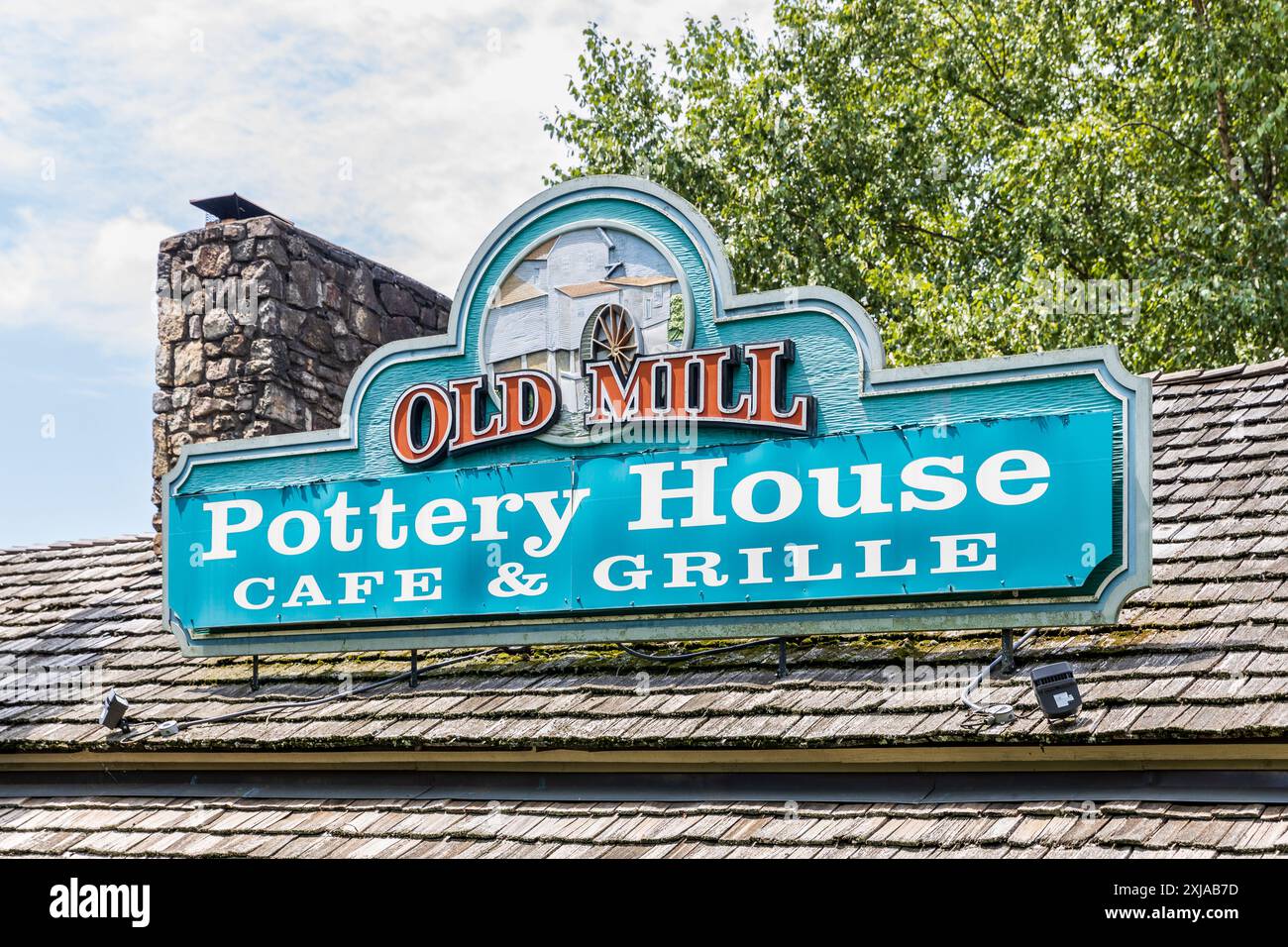 The Old Mill Pottery House Cafe and Grille is a family restaurant with ...