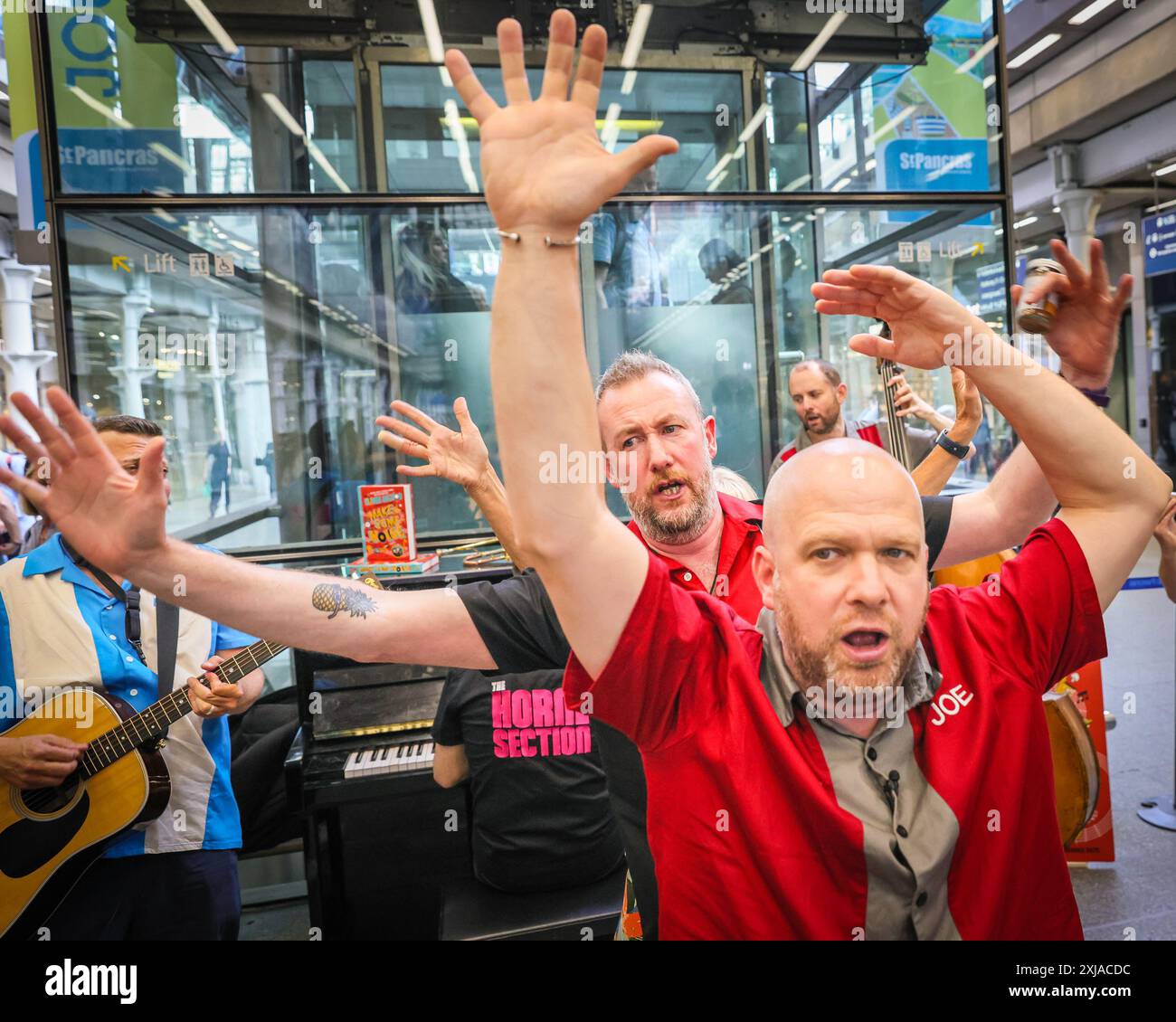 Taskmaster tv hi-res stock photography and images - Alamy