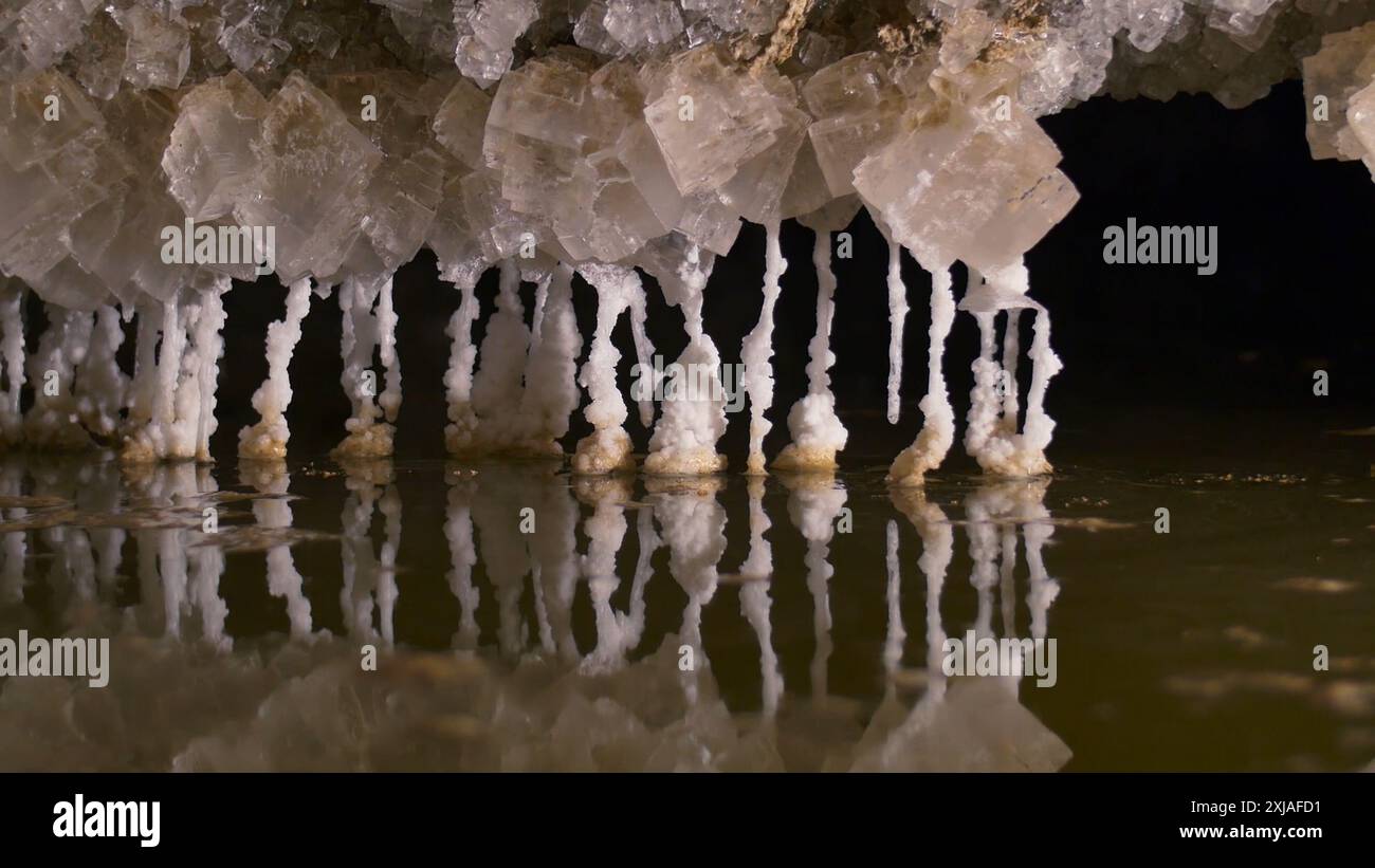 Crystalized salt in the interior of a Salt cave in Mount Sodom, Dead ...