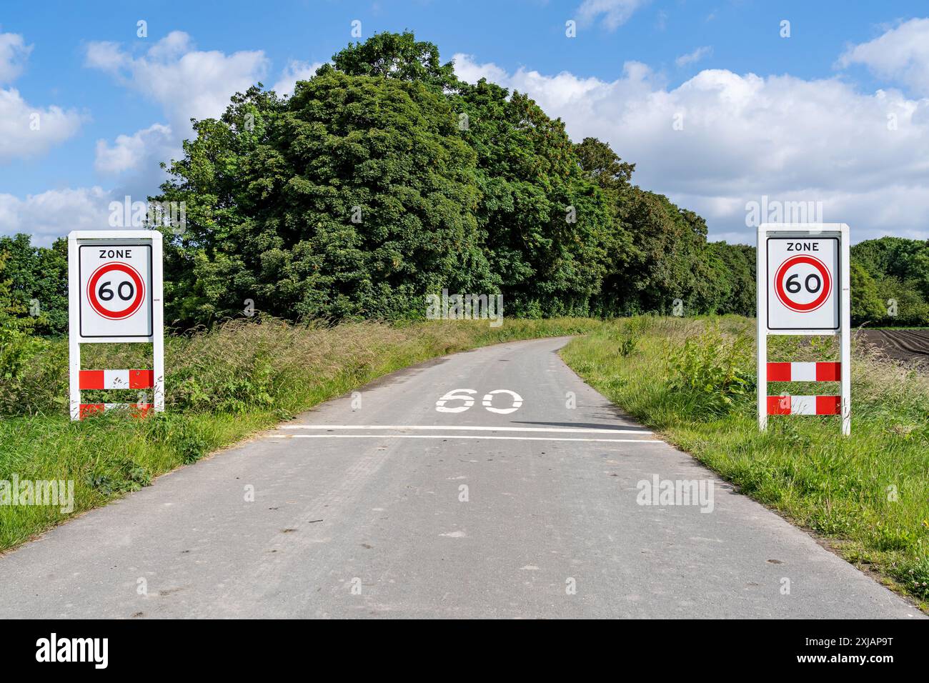 Dutch road sign: start of 60 km/h speed limit zone Stock Photo - Alamy
