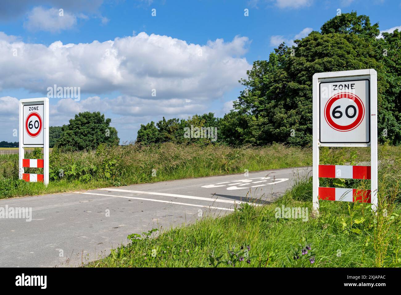 Dutch road sign: start of 60 km/h speed limit zone Stock Photo - Alamy