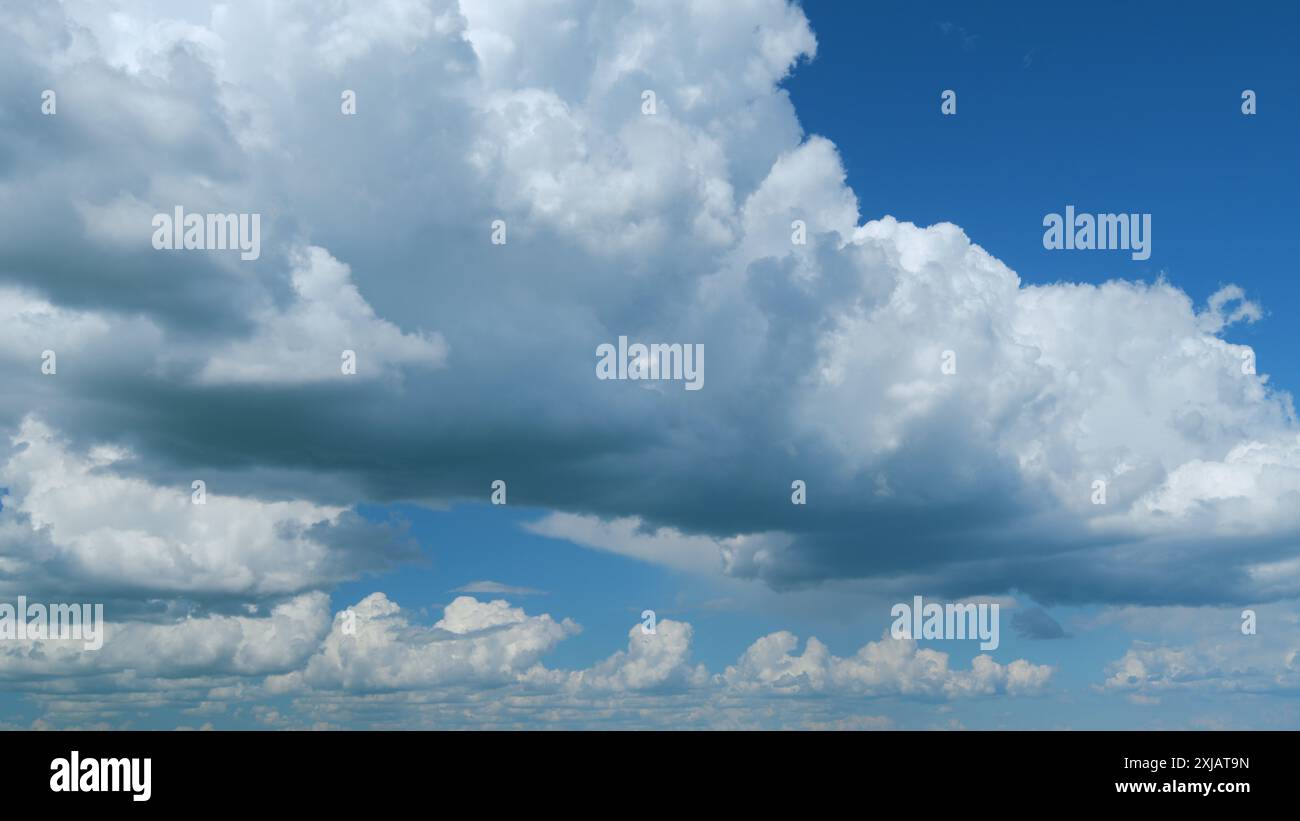 Time lapse dark ominous storm hi-res stock photography and images - Alamy