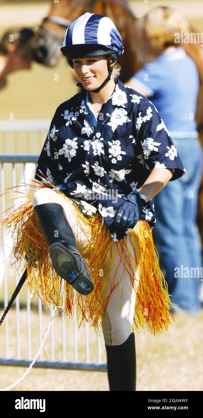 Figura squadra hi-res stock photography and images - Alamy