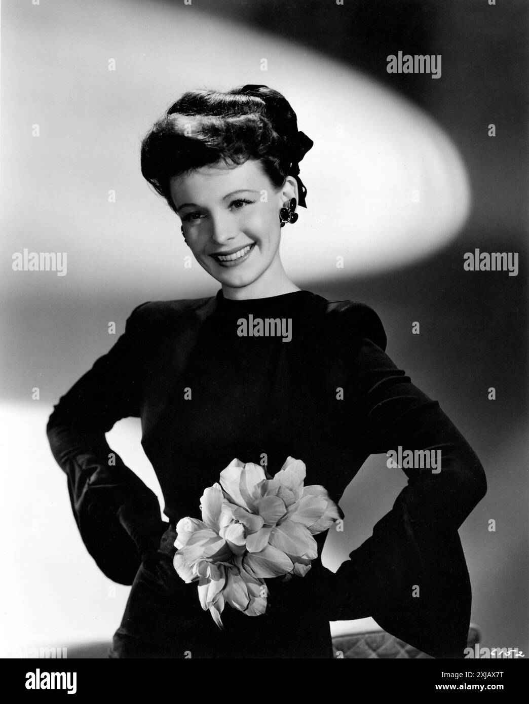 SIGNE HASSO 1944 Portrait by CLARENCE SINCLAIR BULL in outfit designed ...