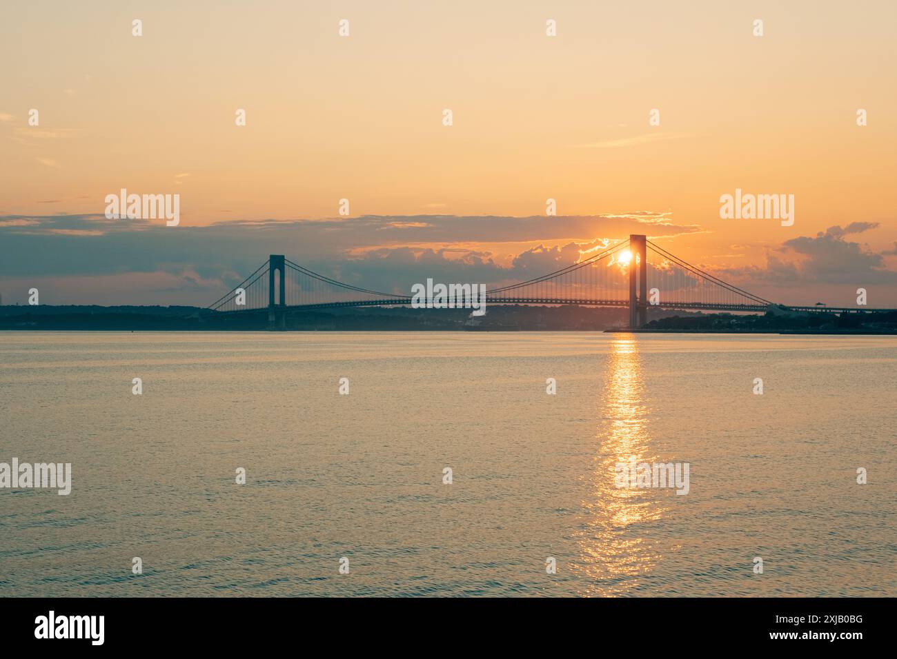 View of the Verrazano-Narrows Bridge at sunset from Bensonhurst Park, Brooklyn, New York Stock ...