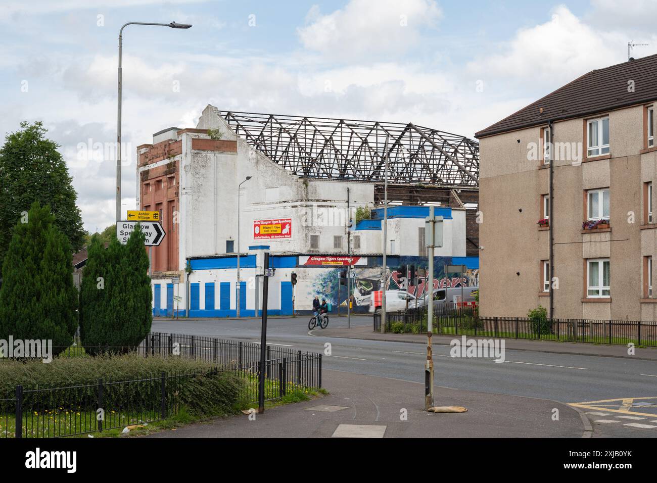 Former cinema hi-res stock photography and images - Alamy