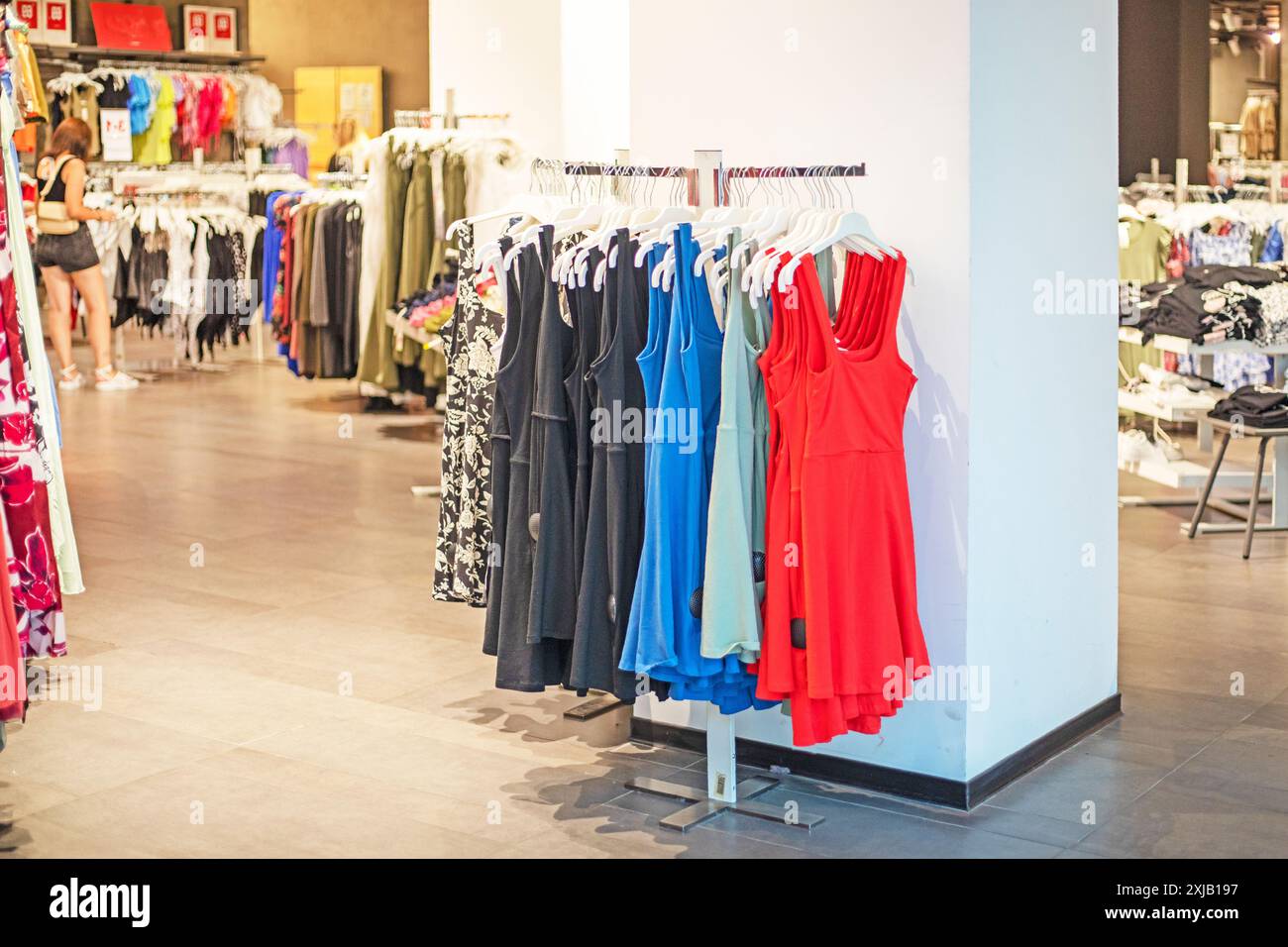 Dressing room department store hi-res stock photography and images - Alamy