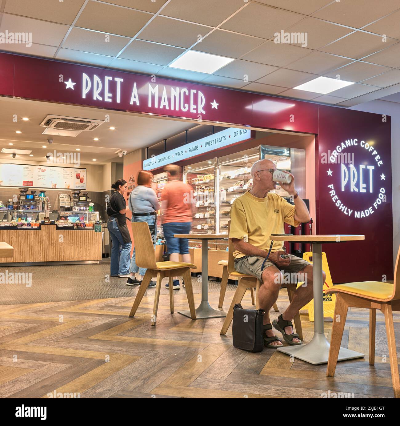 Motorway service station food hi-res stock photography and images - Alamy