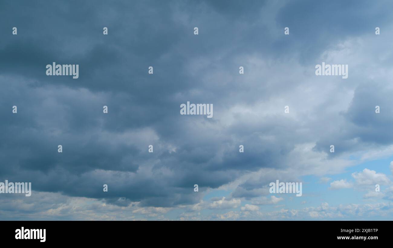 Time lapse vapor moving hi-res stock photography and images - Alamy