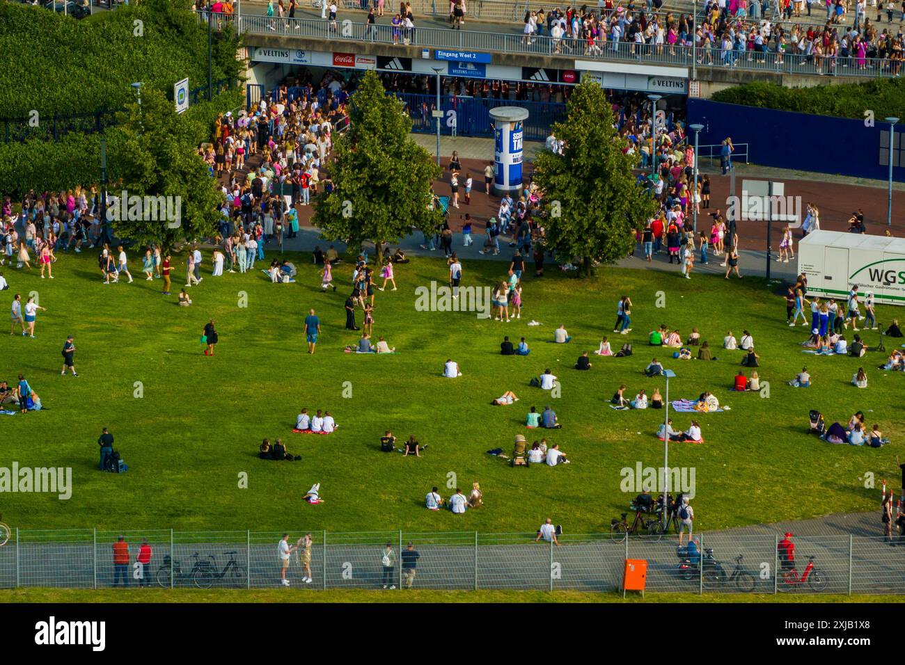 Gelsenkirchen, Germany. 17th July, 2024. The first fans have gathered ...