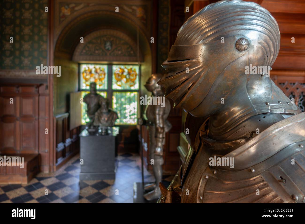 Castle interior armour hi-res stock photography and images - Alamy