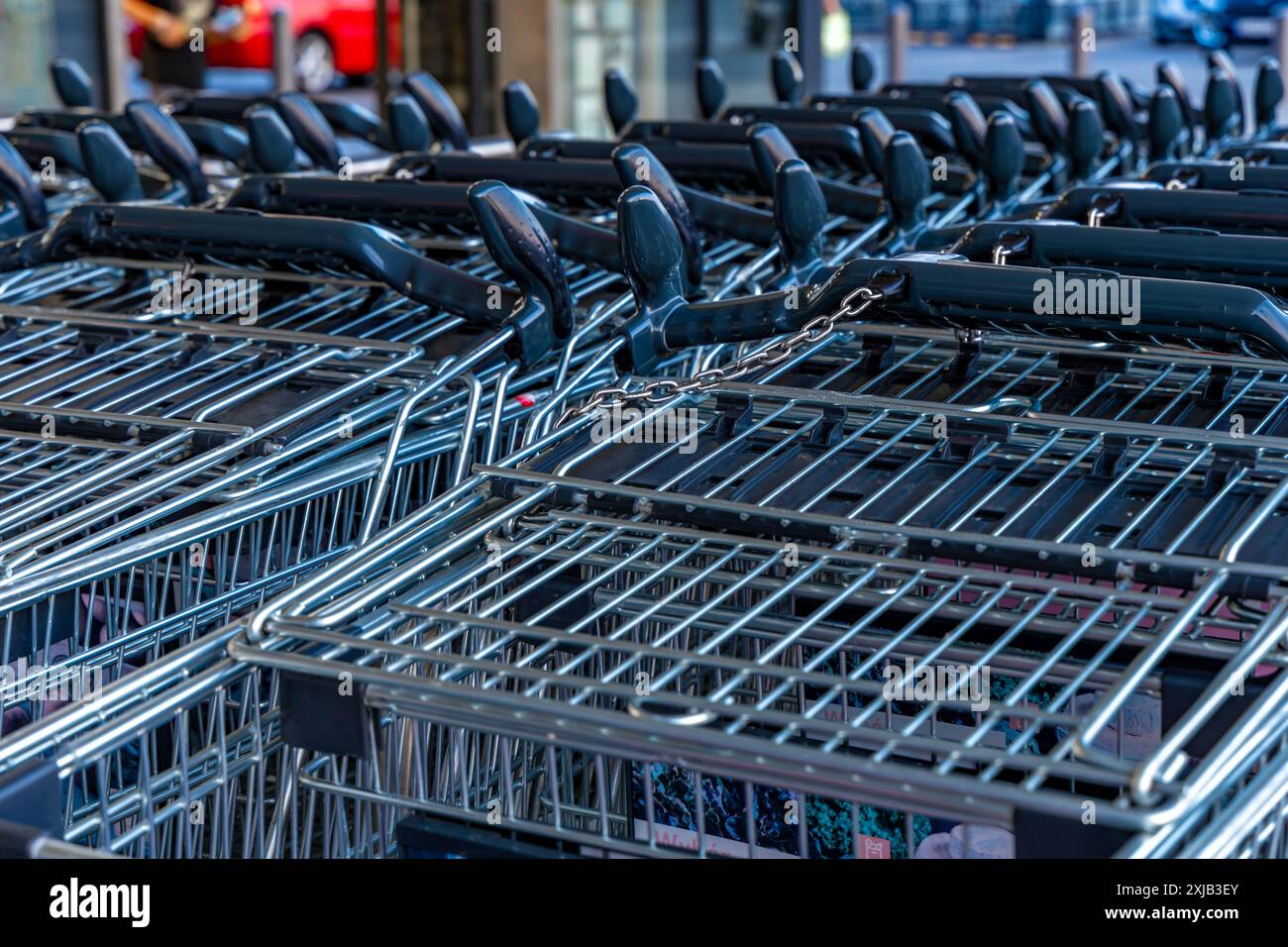 Self service online shopping hi-res stock photography and images - Alamy