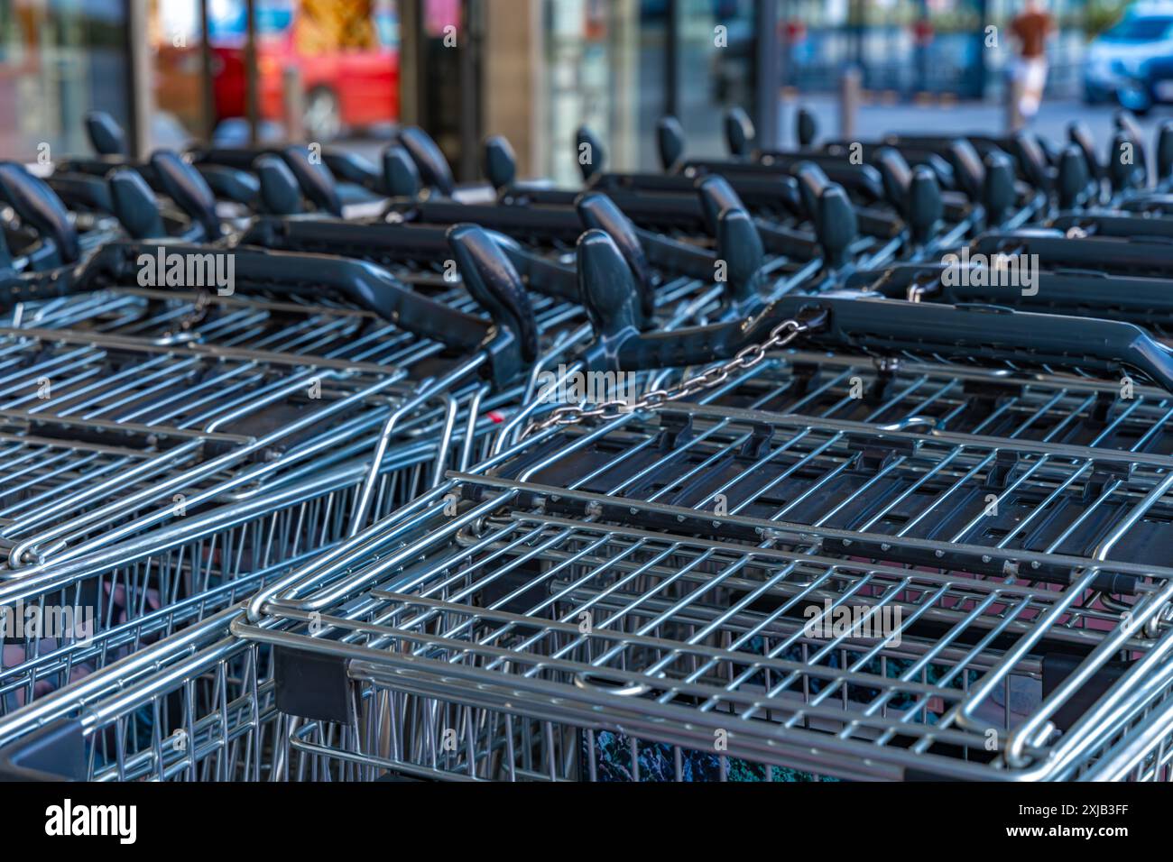 Self service online shopping hi-res stock photography and images - Alamy