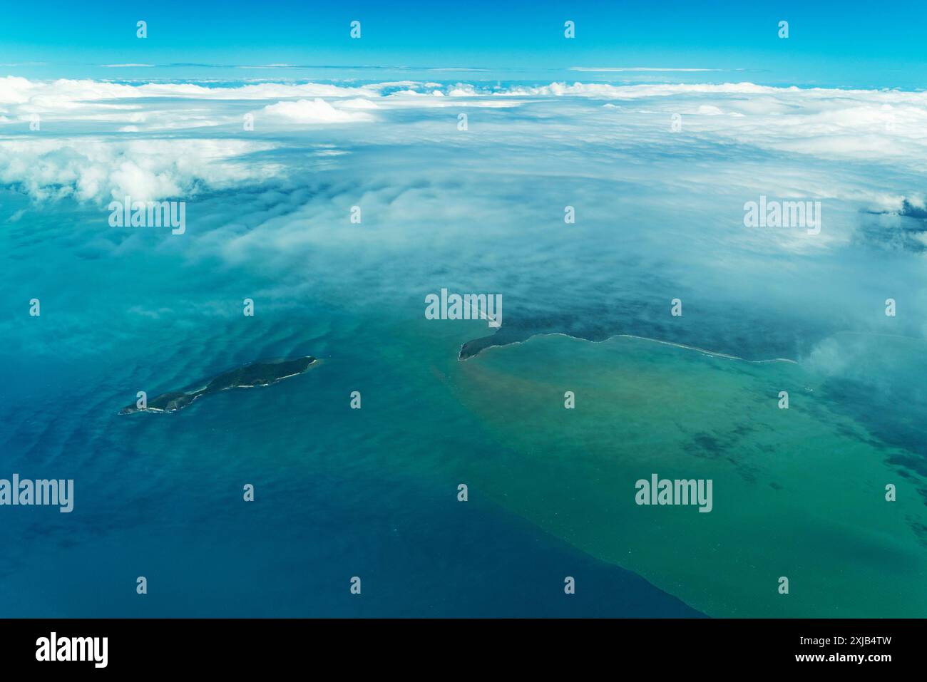 Aerial view on Great Barrier Reef on the way from Cairns to Lizard ...