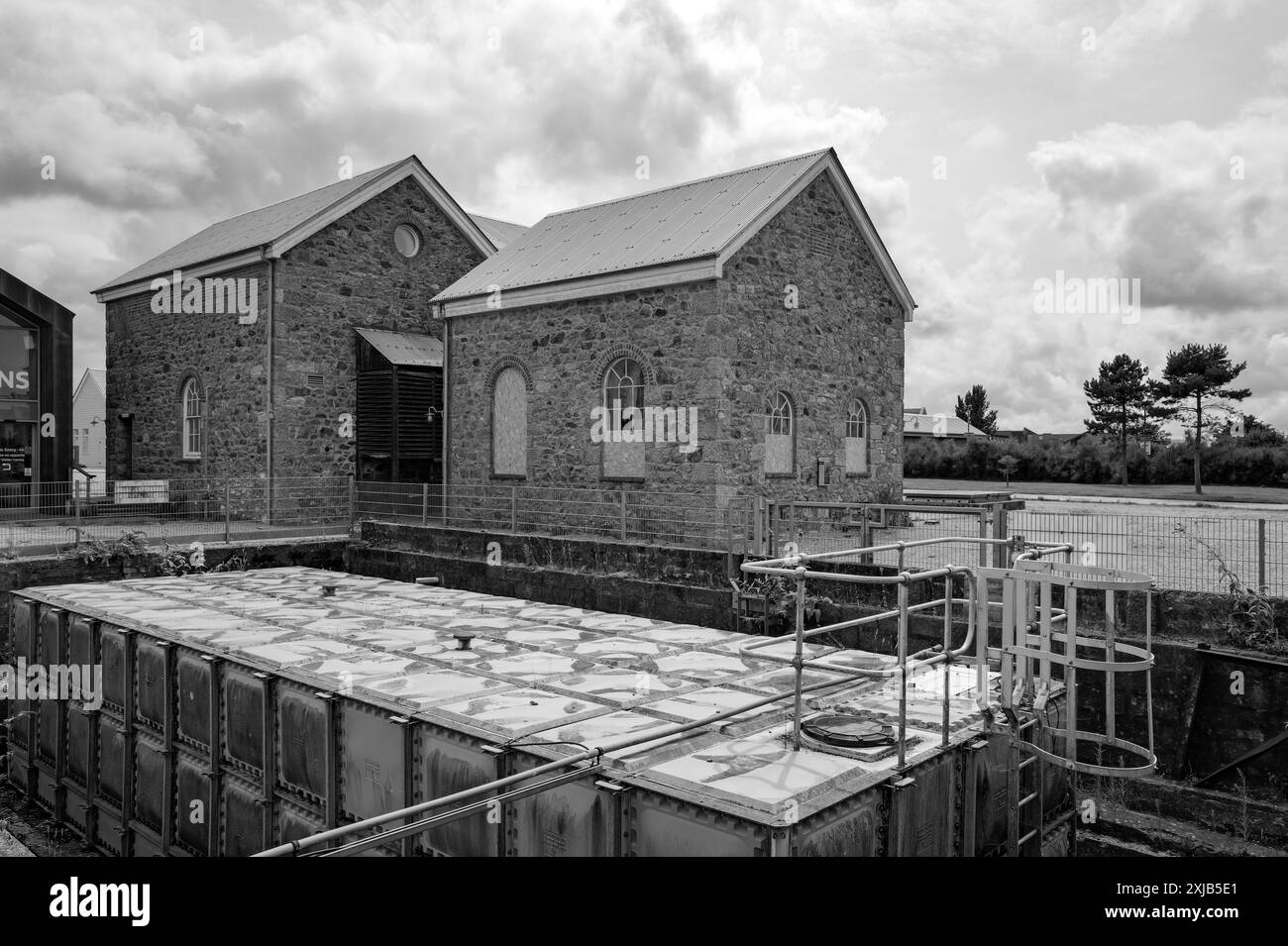 HEARTLANDS POOL CAMBORNE WORLD HERITAGE SITE MINING ENGINE HOUSE Stock ...