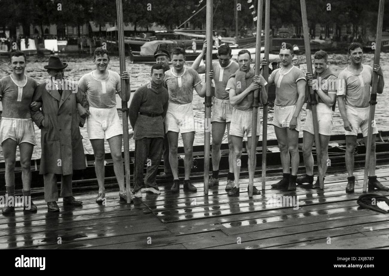 The American Olympic rowing team is champion of the ”Oude Tocht of De ...