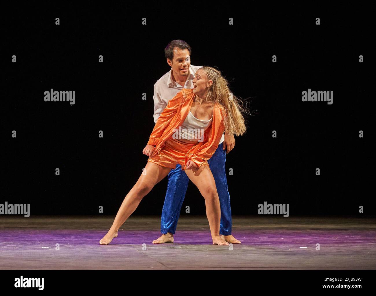 Youth ballet group hi-res stock photography and images - Alamy