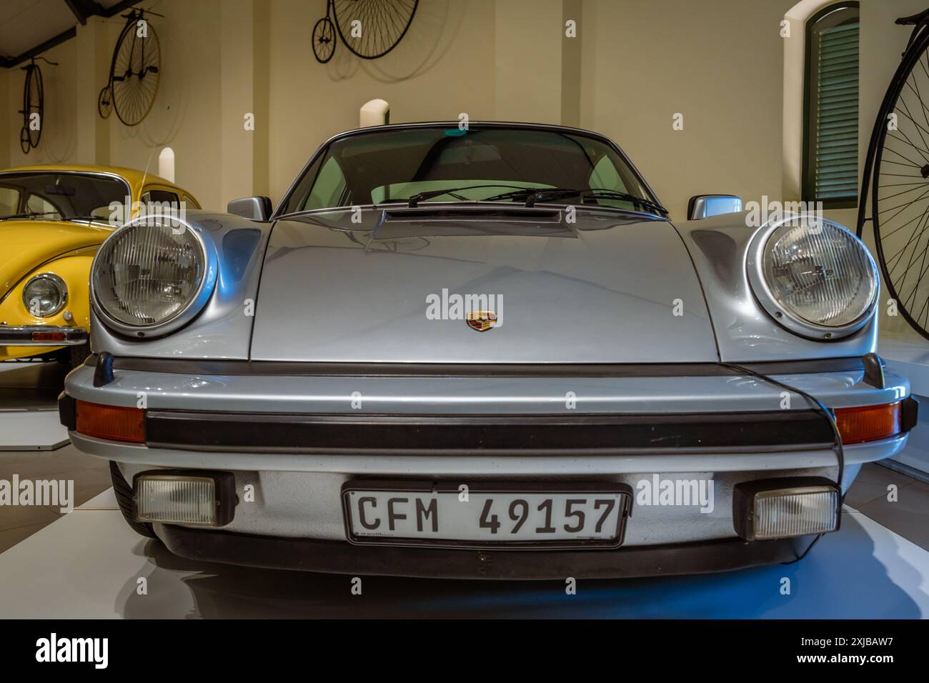 Porsche 930 Turbo car 1979 Stock Photo - Alamy