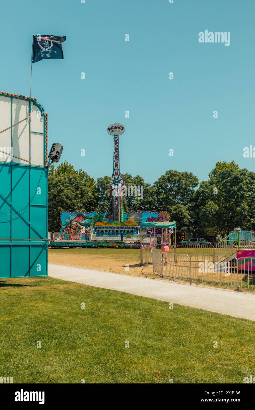 Empty carnival amusement park fair hi-res stock photography and images ...