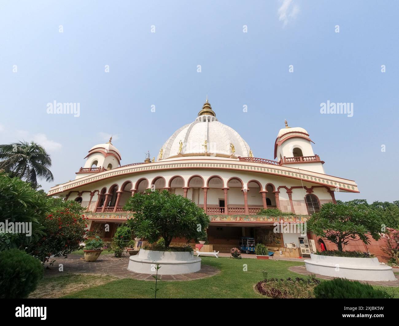 This is the old temple of ISKCON founded by Abhaycharan Bhaktivedanta ...