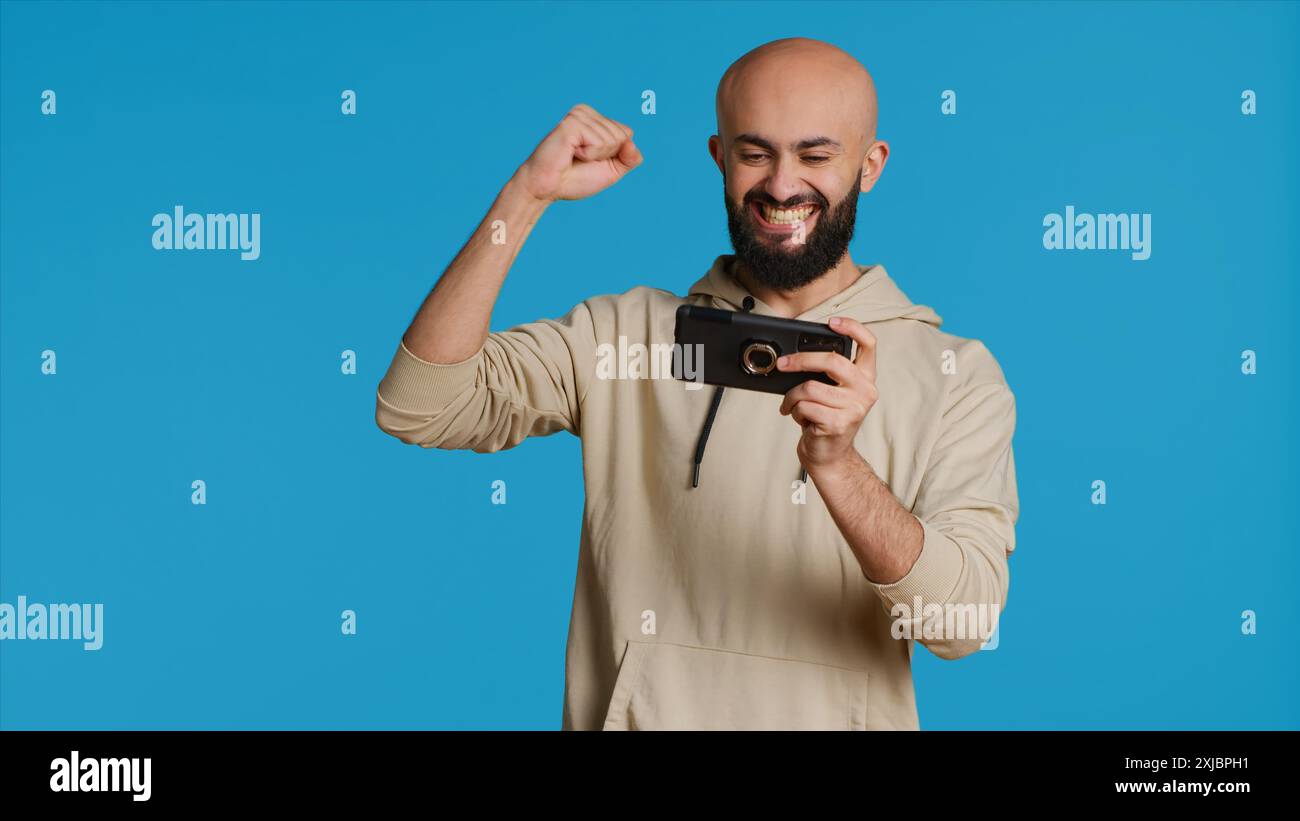 Shooter tournament hi-res stock photography and images - Alamy