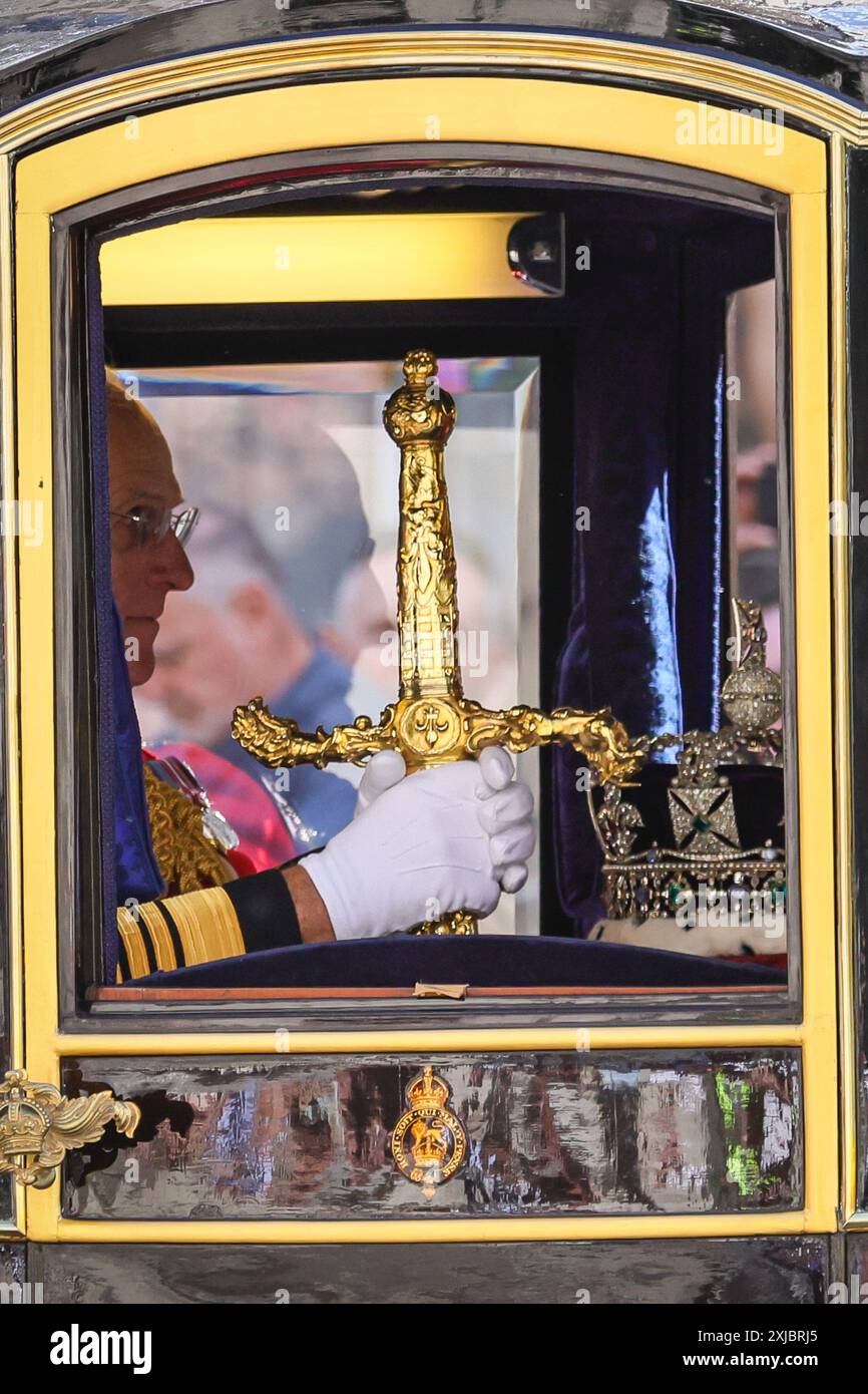 London, 17th July 2024. The Imperial State Crown, the Cap of ...