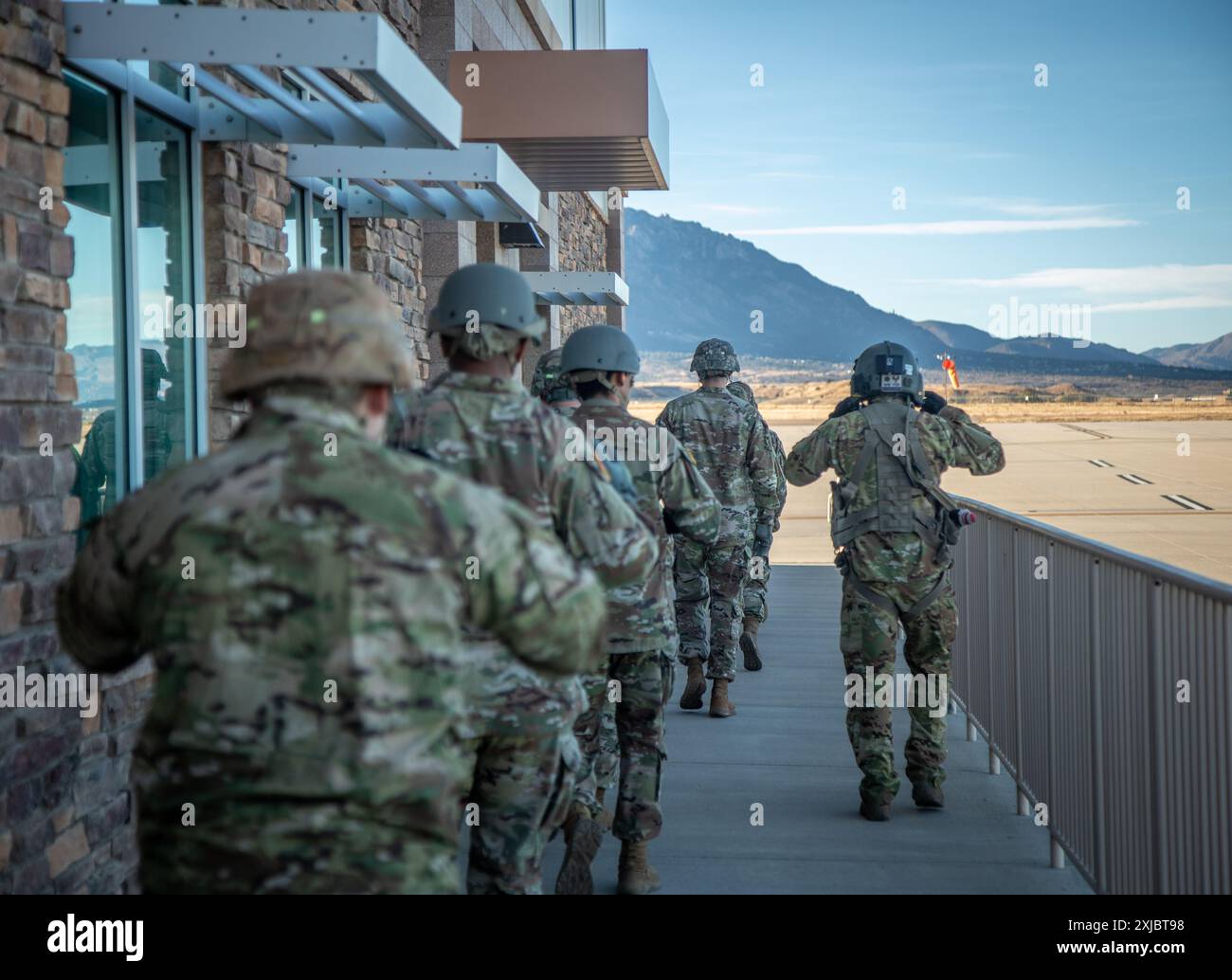 Newly arrived U.S. Army Soldiers of 4th Combat Aviation Brigade, 4th ...