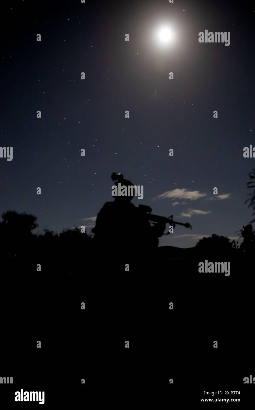 A Soldier assigned to the 190th Engineer Battalion, 101st Troop Command ...