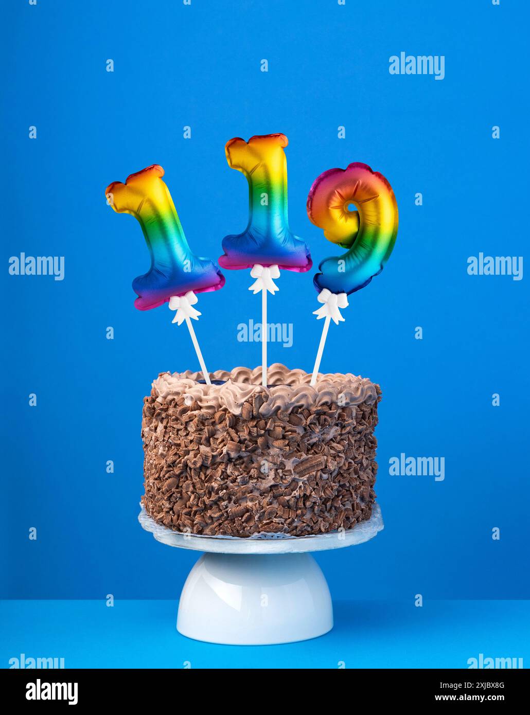 Balloon 119 hi-res stock photography and images - Alamy