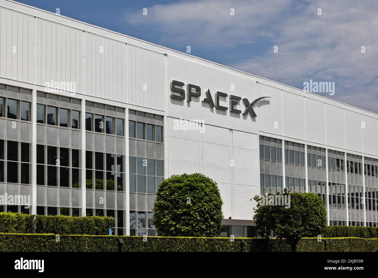 Twitter x hq hi-res stock photography and images - Alamy