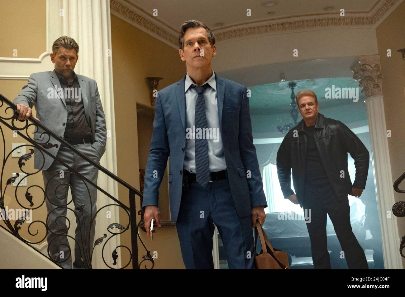 BEVERLY HILLS COP: AXEL F, (aka BEVERLY HILLS COP 4), from left: Mark ...