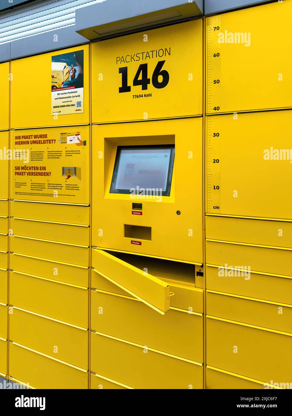 Featuring compartments hi-res stock photography and images - Alamy