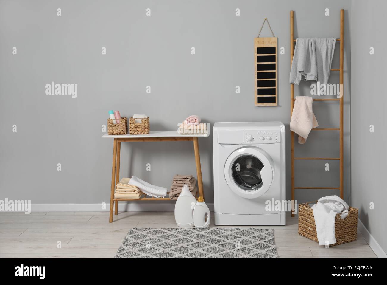 Machine ladder hi-res stock photography and images - Alamy